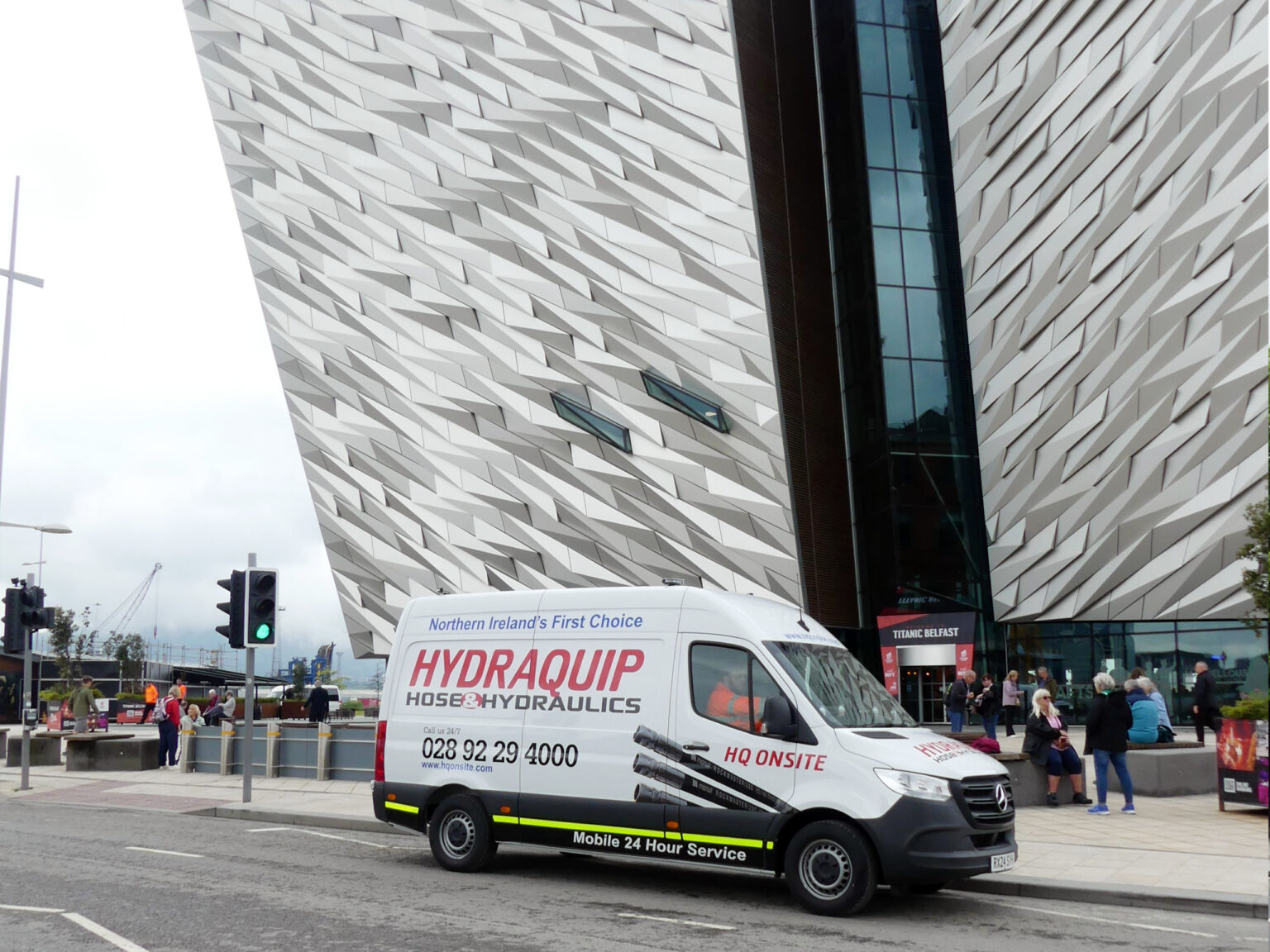 Hydraquip - HQ Onsite | 24/7 Hydraulic Repairs
